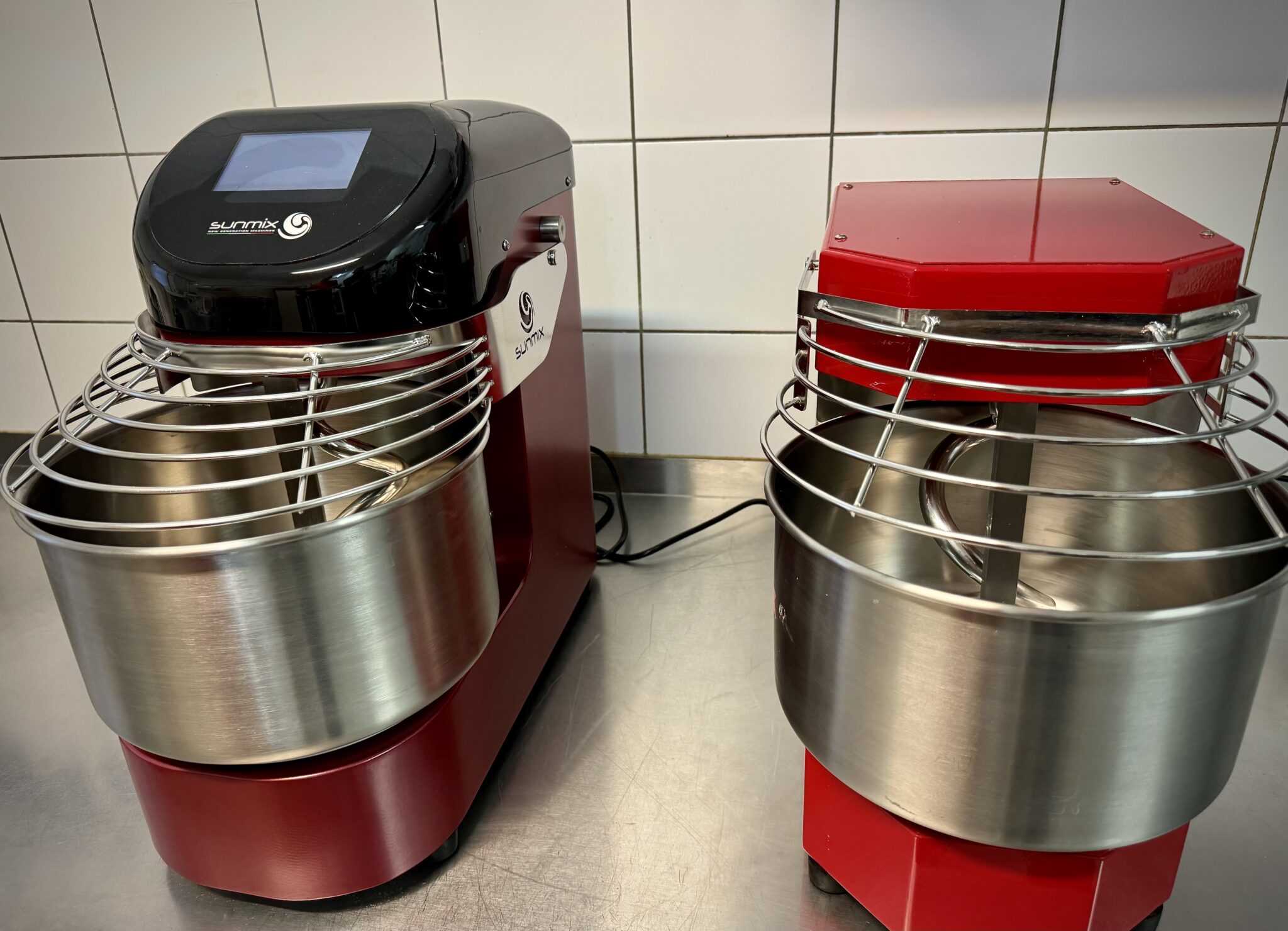 Sunmix Spiralkneter – Warum ich seit 2022 überzeugt bin | PizzaStunde.com